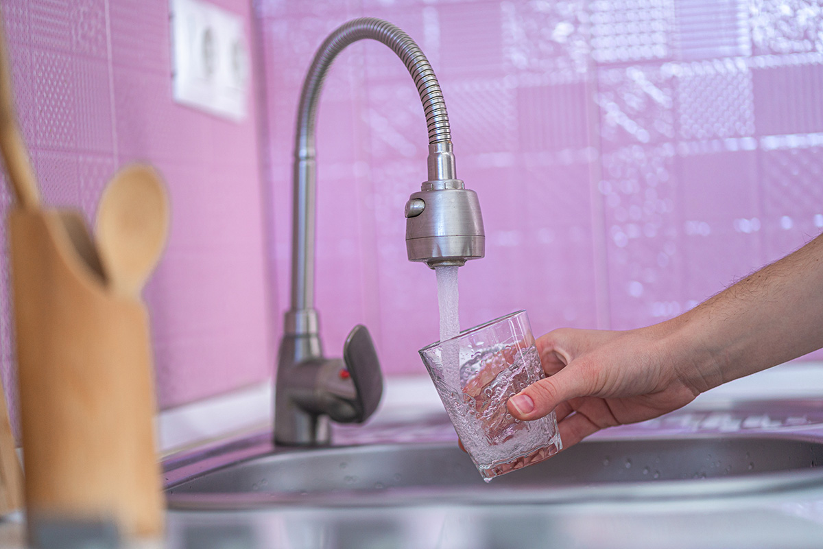 Prix de l'eau : 520,80 euros en moyenne par ménage en 2021 | vie-publique.fr