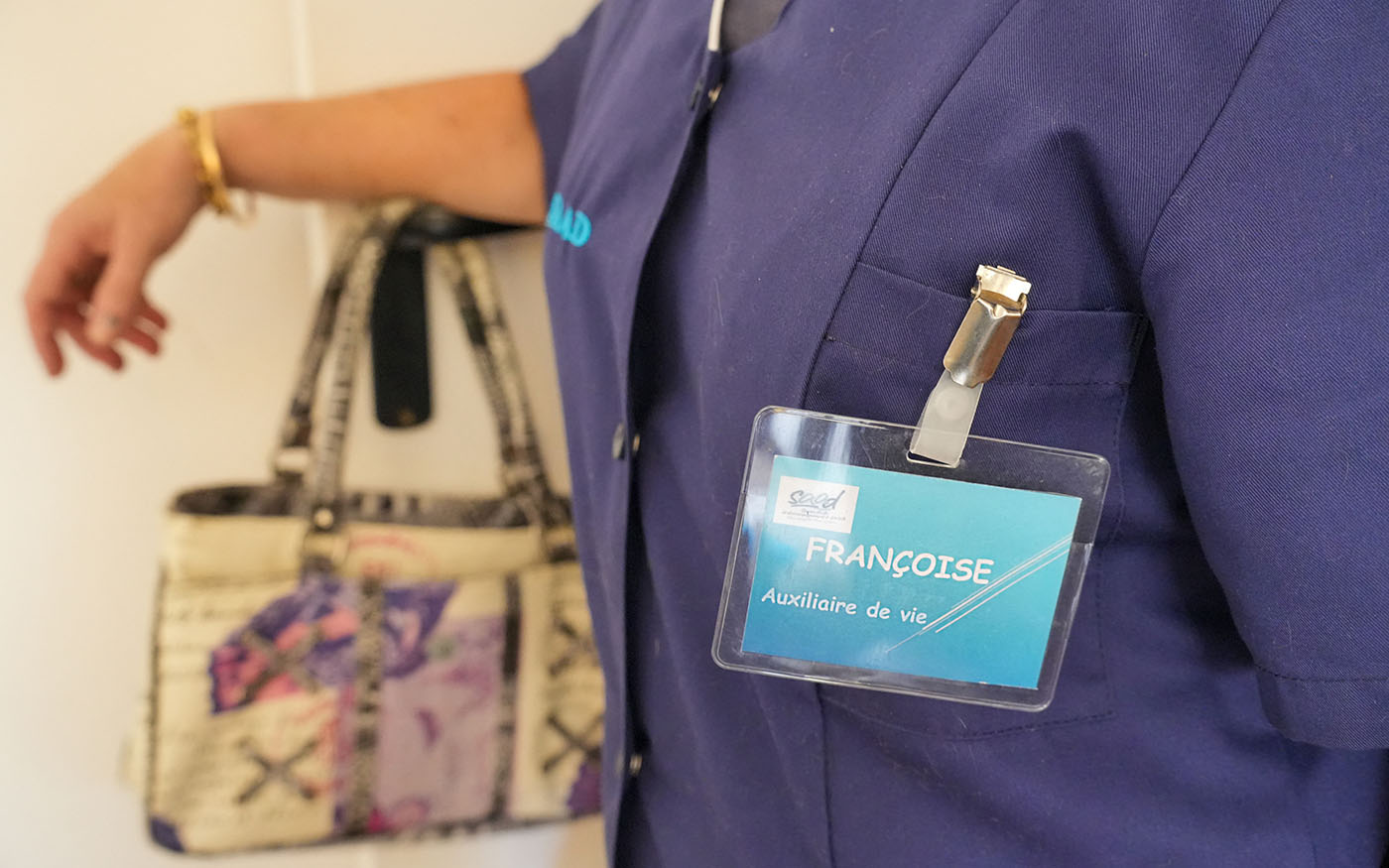 Services à la personne : un soutien de l'État trop coûteux ? | Vie publique