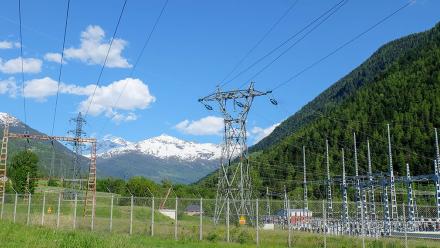 Immigration : quels effets économiques ? par Ekrame Boubtane | vie-publique.fr